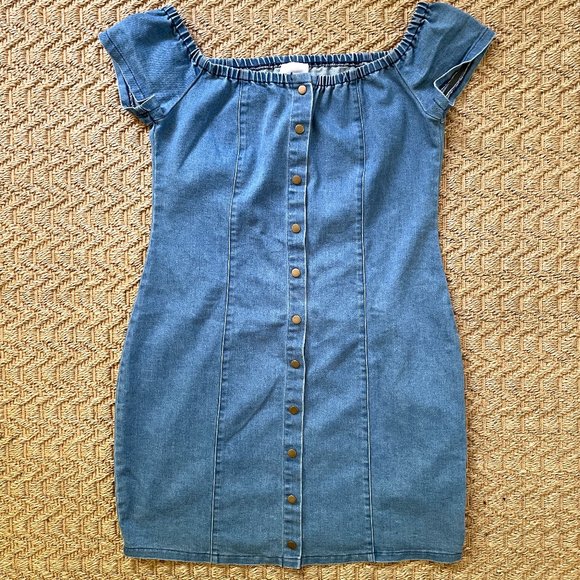 Skylar + Madison | Dresses | Skylar Madison Off The Shoulder Snap Front ...